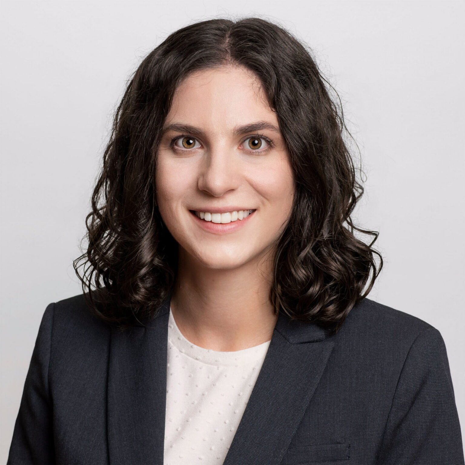 Leah R. Singer | Harris